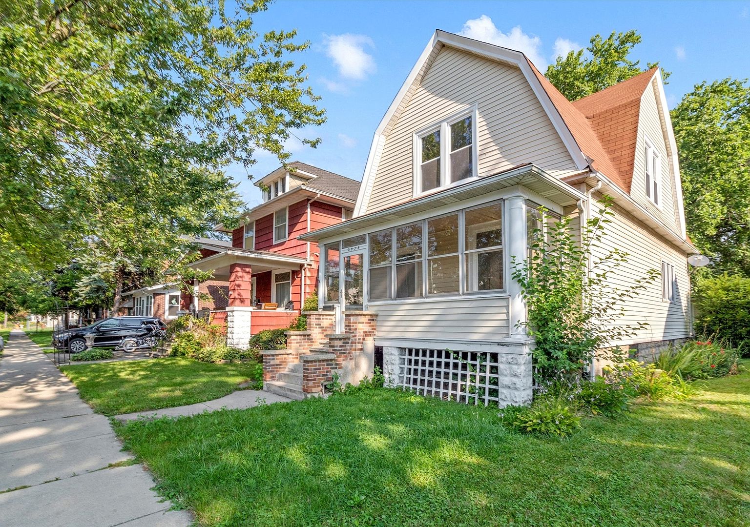 2432 W Cochran St, Blue Island, IL 60406 | Zillow