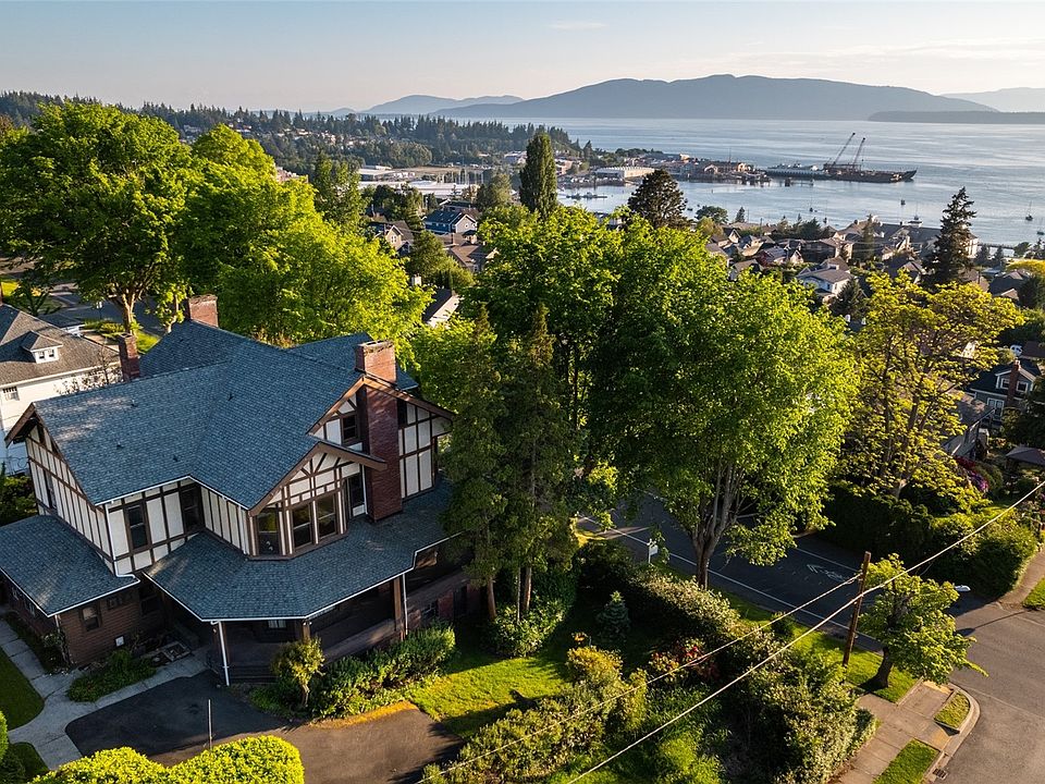 703 14th Street, Bellingham, WA 98225 | MLS #2072905 | Zillow