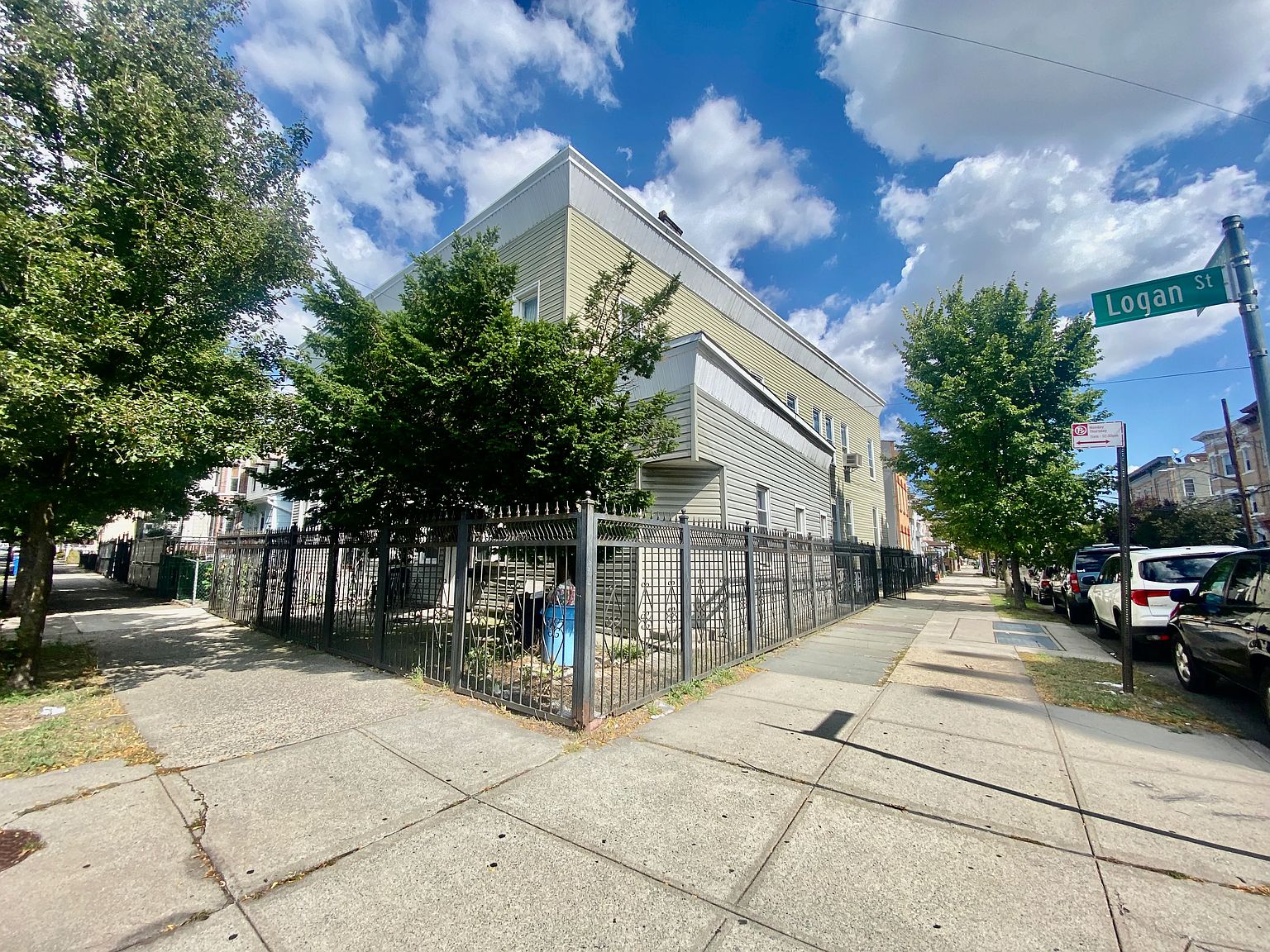 107 Logan St, Brooklyn, NY 11208 | Zillow