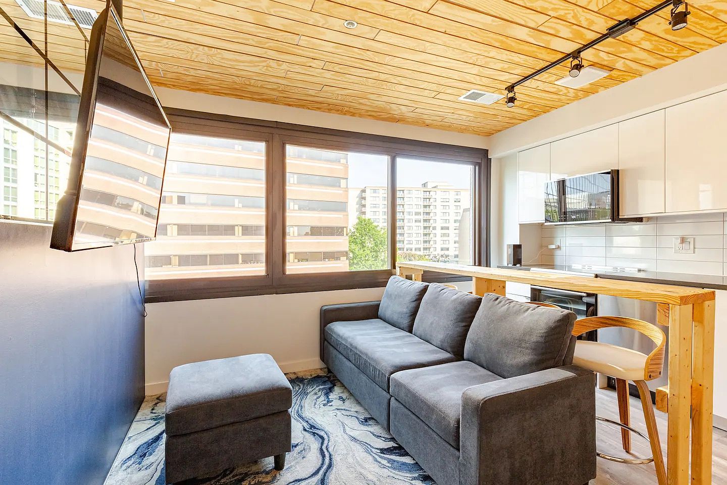 700 Roeder Rd UNIT 506, Silver Spring, MD 20910 | Zillow