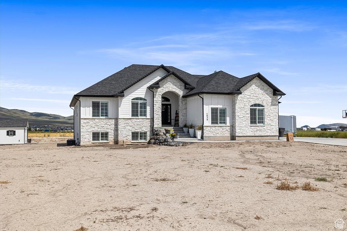 7938 W 10000 N, Tremonton, UT 84337 | Zillow