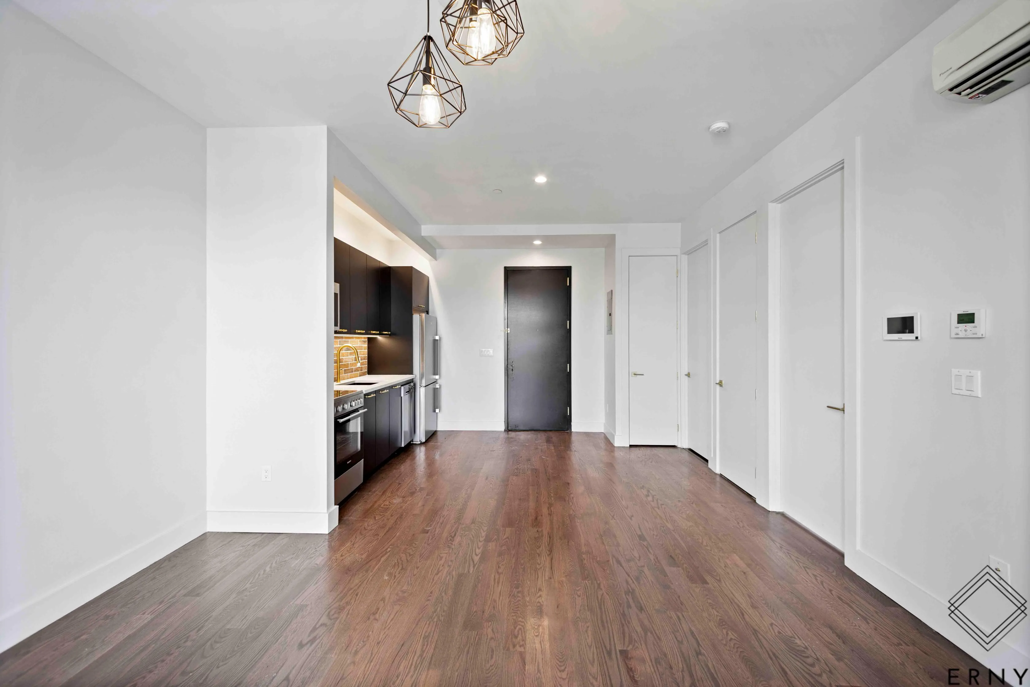 101 Varet Street #4L in Williamsburg, Brooklyn | StreetEasy