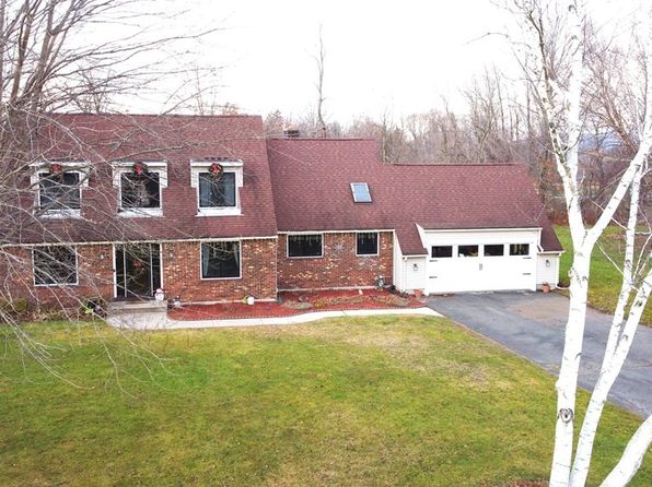 South Hadley MA Single Family Homes For Sale - 7 Homes | Zillow