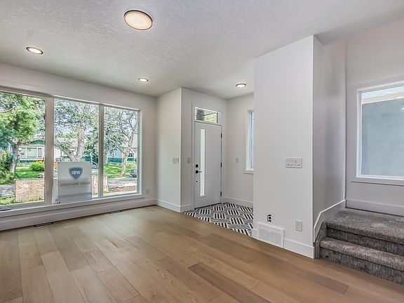 13845 110a Ave NW, Edmonton, AB T5M 2M7 | MLS #E4376717 | Zillow
