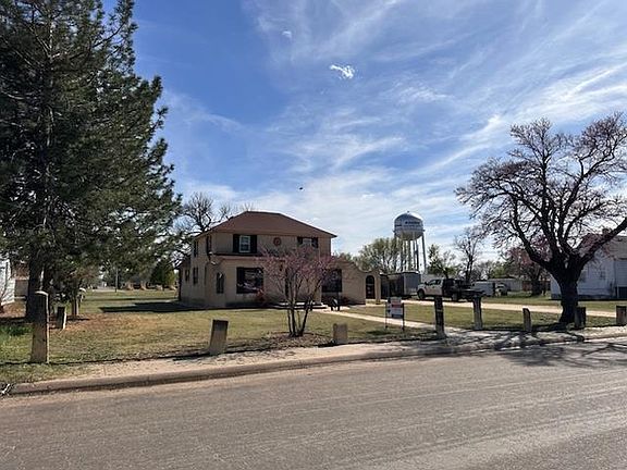 405 W 4th St, Kinsley, KS 67547 | Zillow