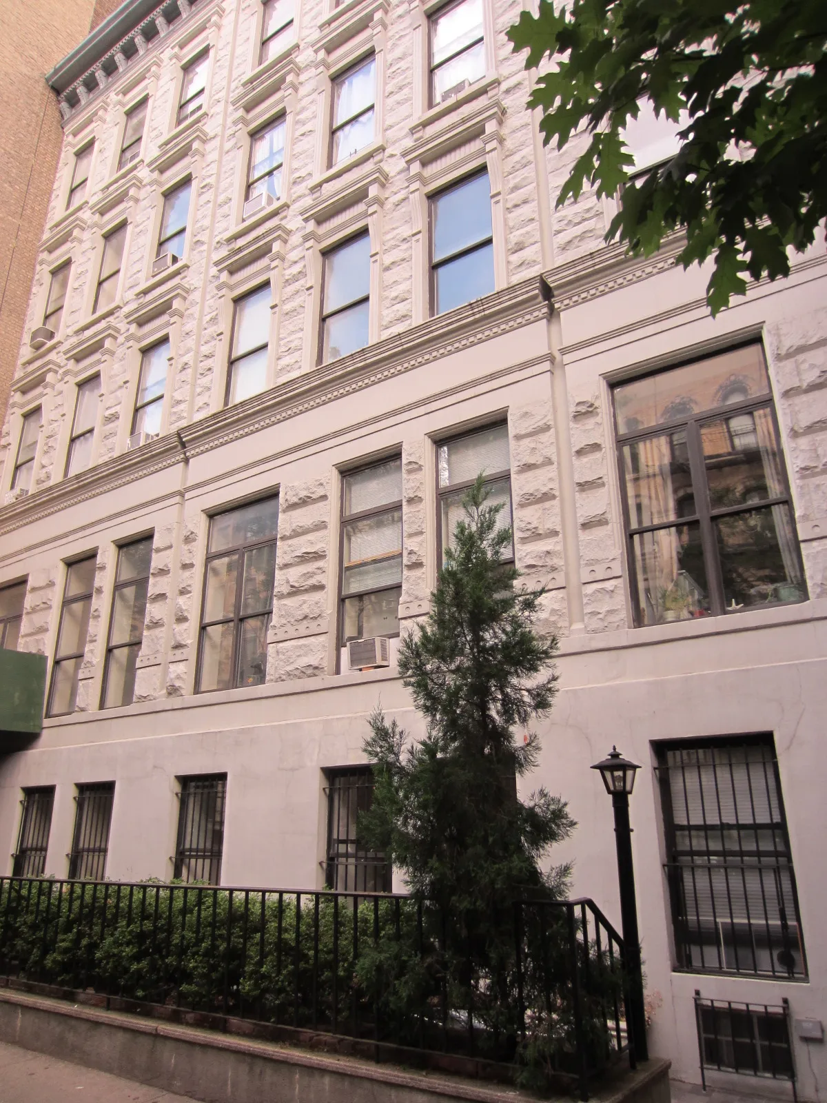 162 West 80th Street in Upper West Side : Sales, Rentals, Floorplans ...