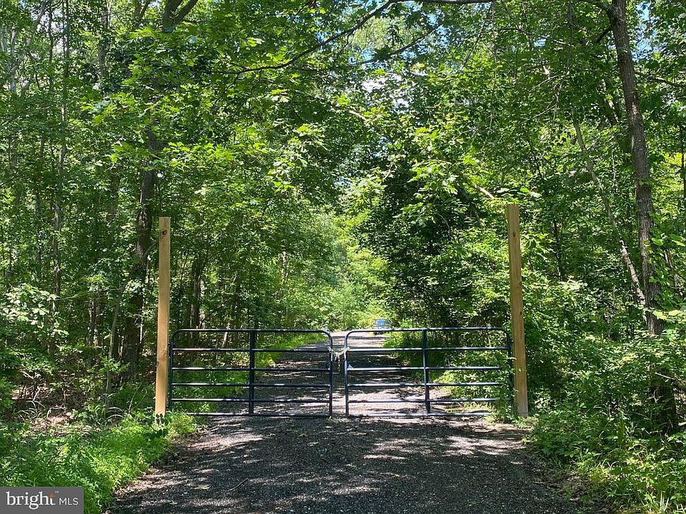 5277 Cedar St, West River, MD 20778 | MLS #MDAA2062854 | Zillow