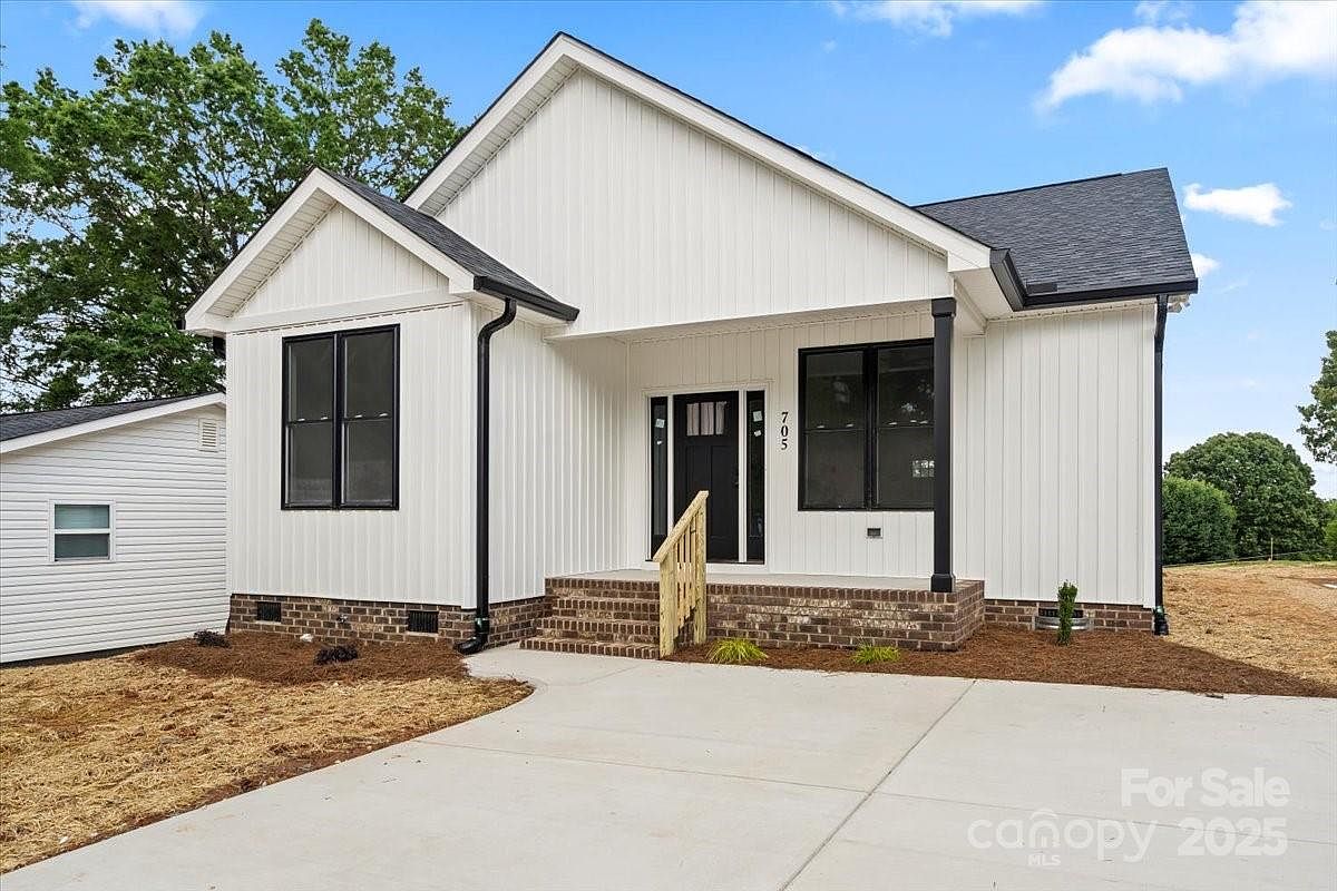 705 Sunderland Rd SW, Concord, NC 28027 | Zillow