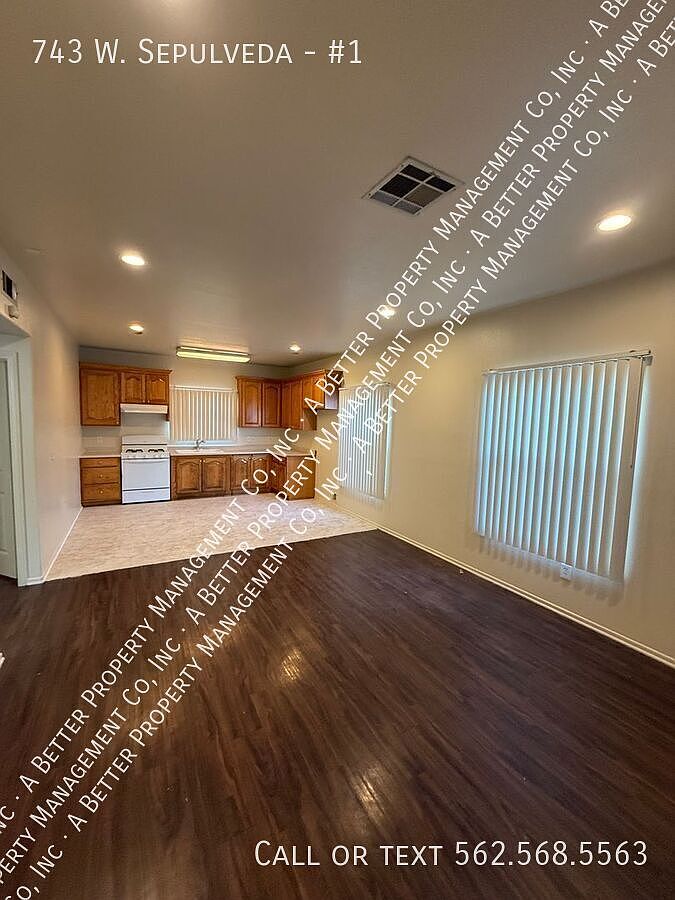 743 W Sepulveda St APT 1, San Pedro, CA 90731 | Zillow