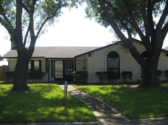3328 Rockne Ln, Mesquite, TX 75150 | Zillow