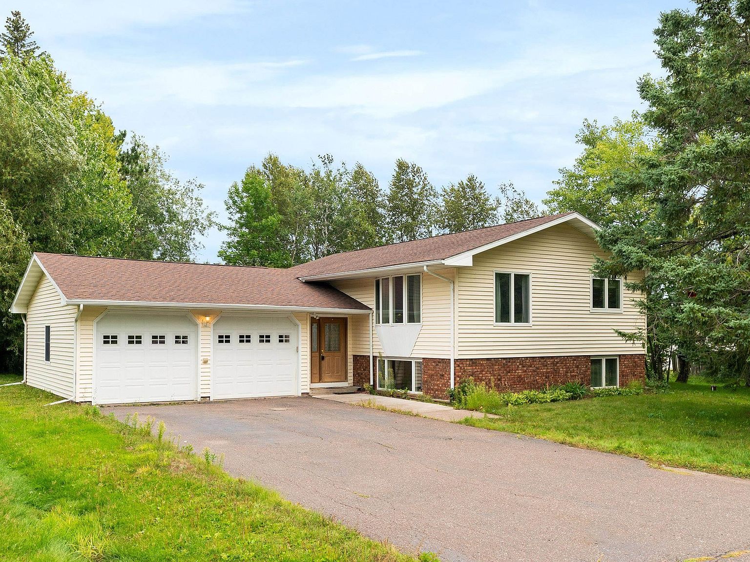 5 Ridge Rd, Esko, MN 55733 | Zillow