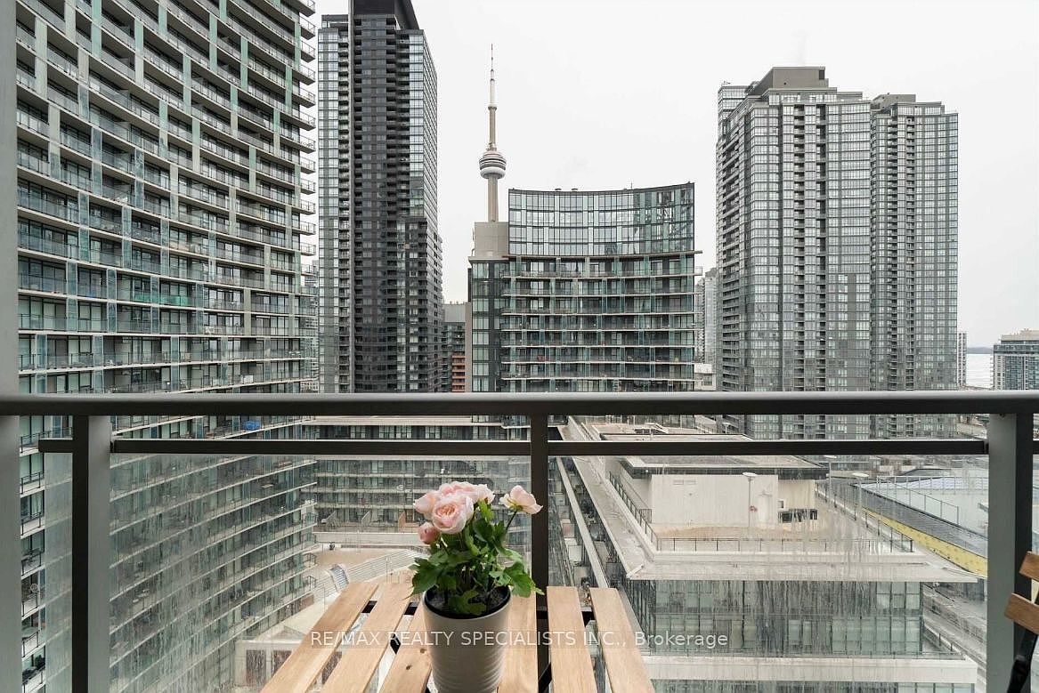 10 Capreol Ct #1706, Toronto, ON M5V 4B3 | MLS #C6733354 | Zillow