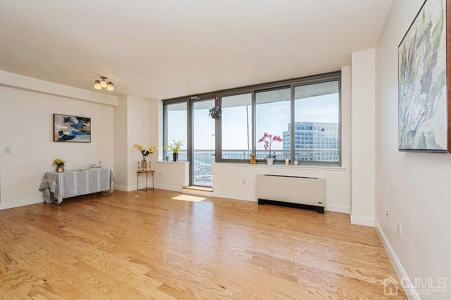 1 Spring St UNIT 2203, New Brunswick, NJ 08901 | MLS #2403966R | Zillow