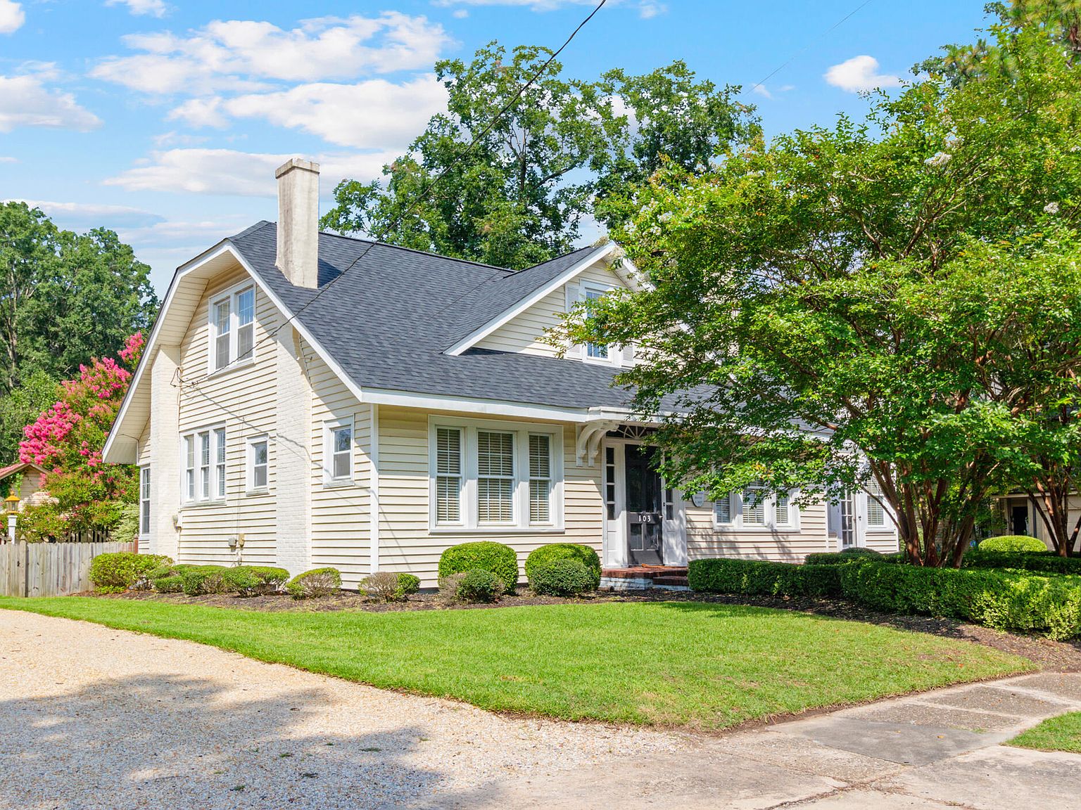 103 NW Fourth Street, Snow Hill, NC 28580 | MLS #100460971 | Zillow