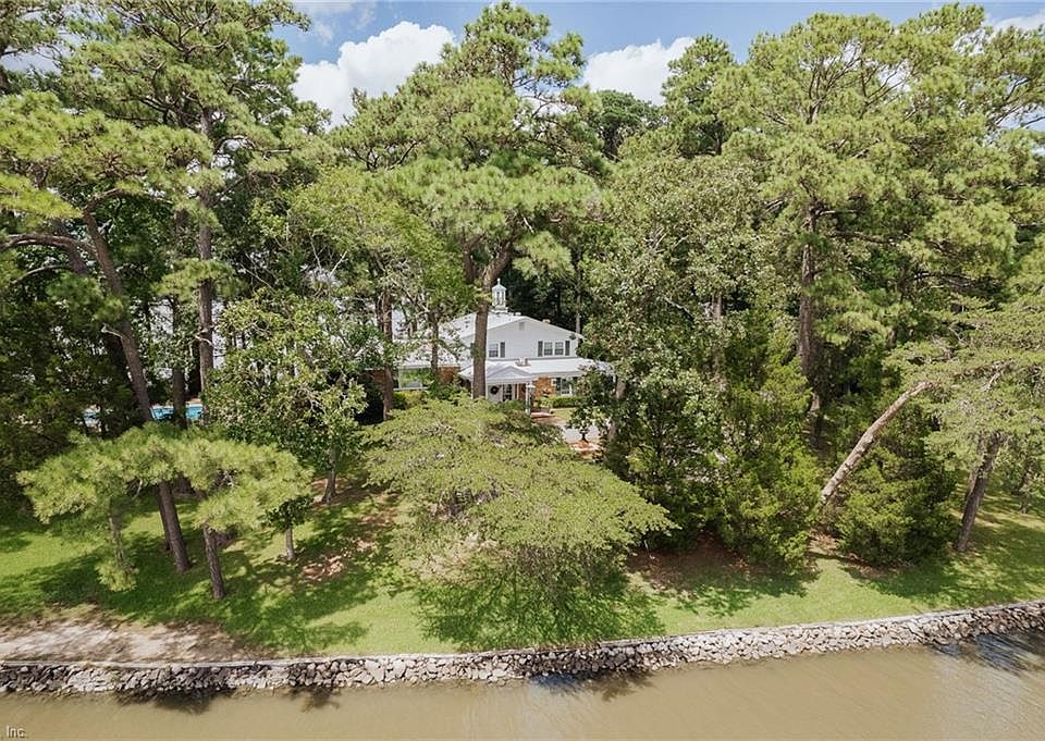 804 Gilbert Cir, Virginia Beach, VA 23454 | Zillow