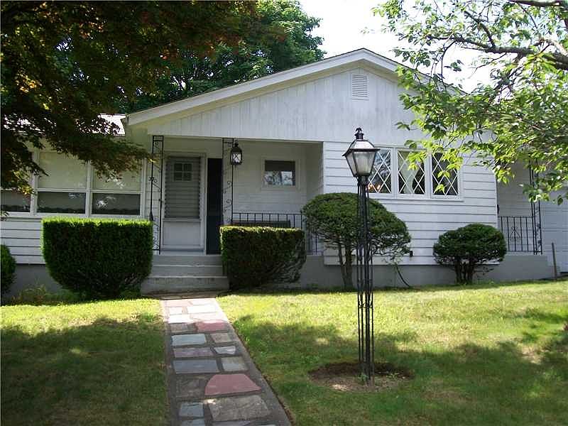 37 Frances Dr, Cranston, RI 02920 | Zillow