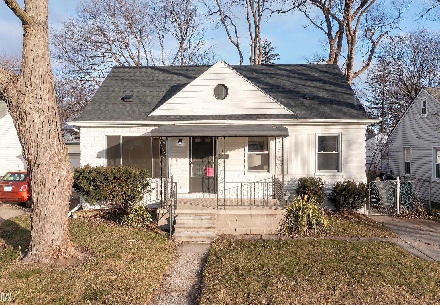 116 W Shevlin Ave, Hazel Park, MI 48030 | Zillow