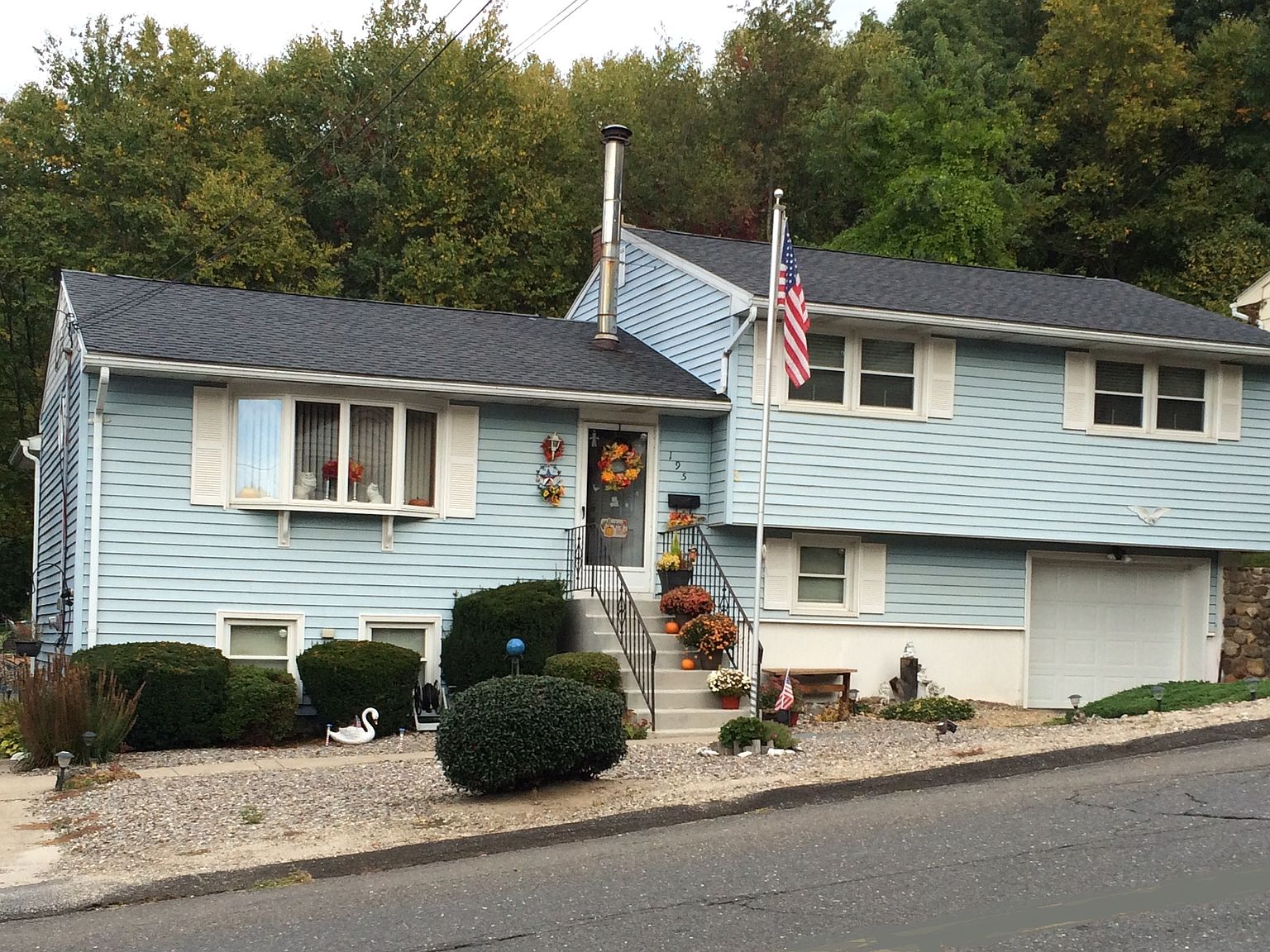 195 Windy Dr, Waterbury, CT 06705 | Zillow