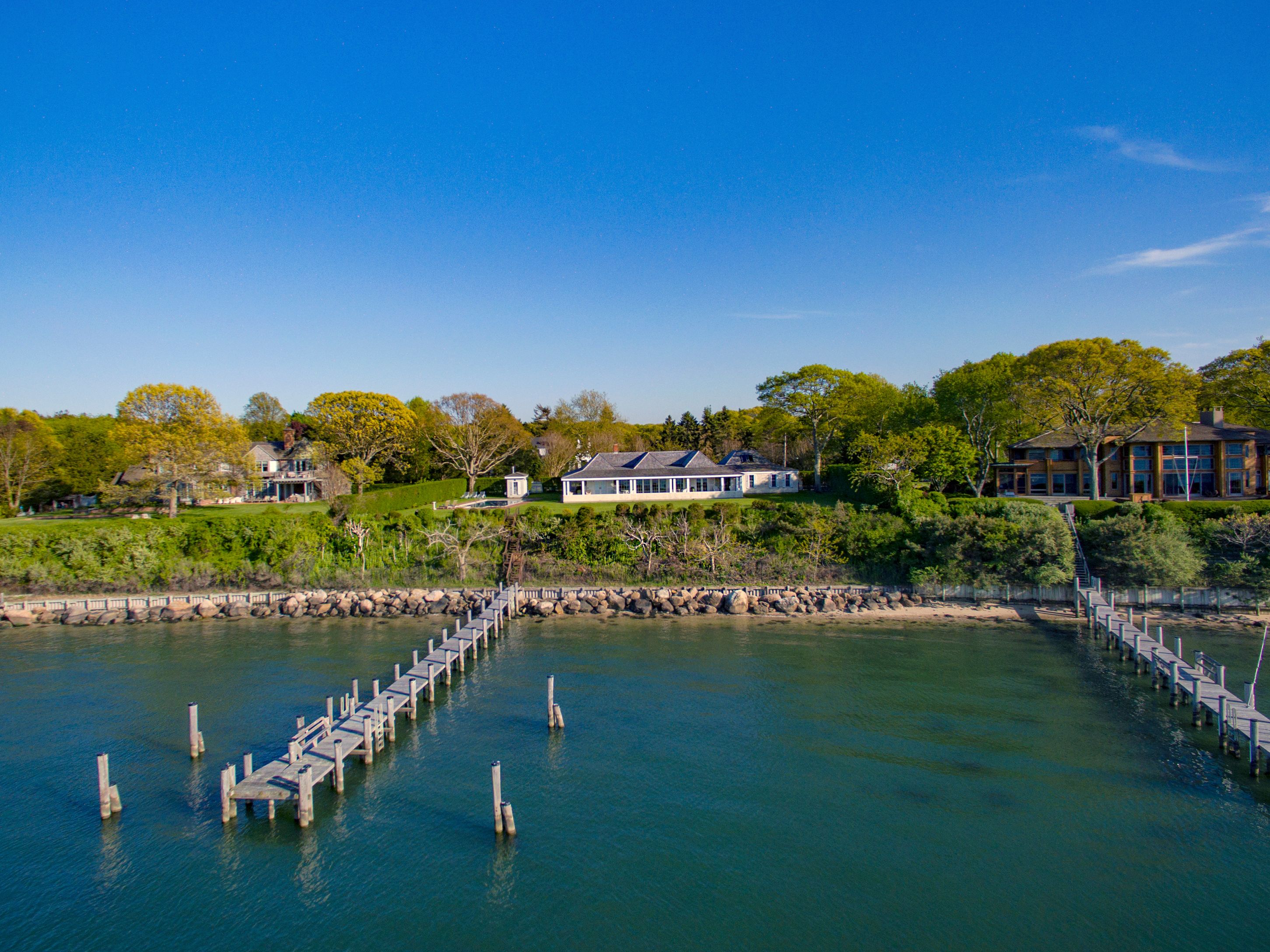 18 North Dr, Sag Harbor, NY 11963 | Out East