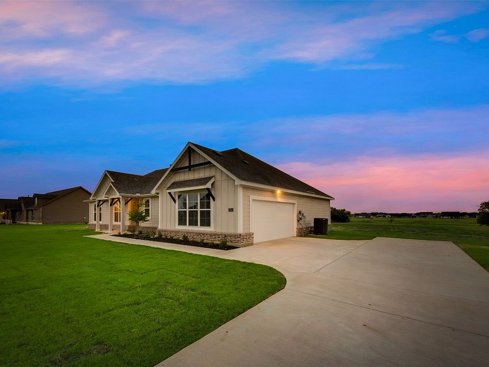 2714 Burr Oak Rd, Oak Ridge, TX 75161 | Zillow