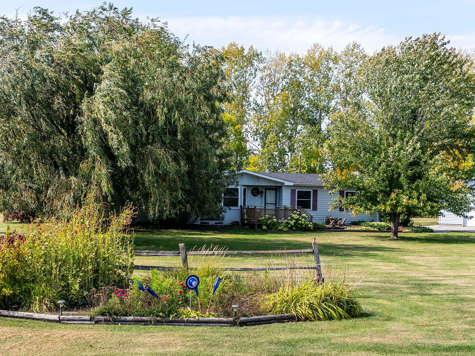 1147 26th St NE, Emerado, ND 58228 | Zillow