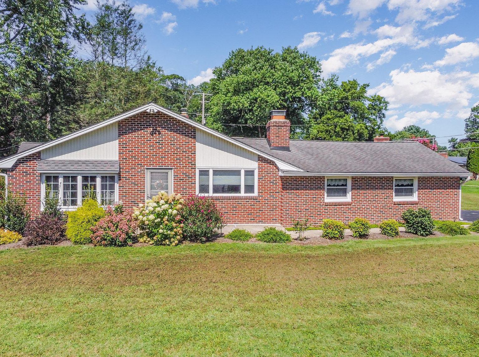 2 Colonial Rd, Bel Air, MD 21014 | Zillow