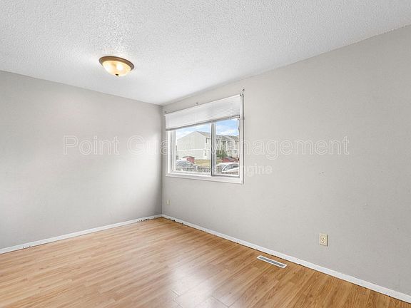 3034 E Bragstad Dr, Sioux Falls, SD 57103 | Zillow