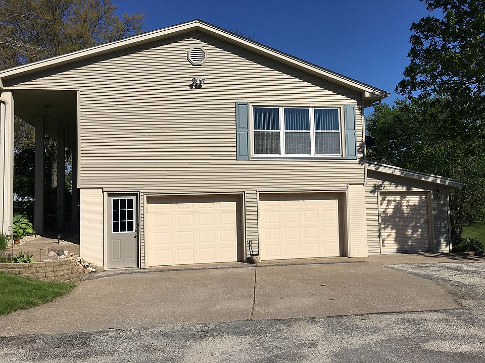 23 Lake Lynnwood, Lynn Center, IL 61262 | Zillow