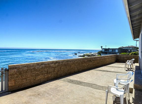 2970 Pleasure Point Dr, Santa Cruz, CA 95062 | Zillow