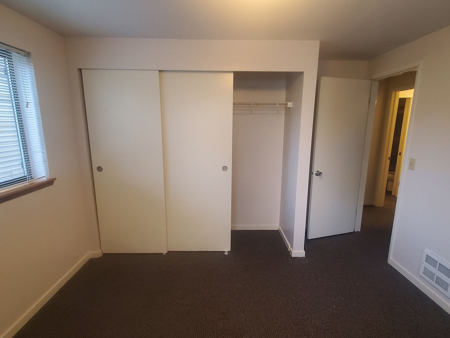 6806 Oswego Pl NE #103, Seattle, WA 98115 | Zillow