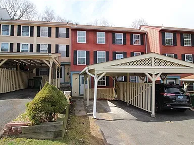 30 Rising Trail Dr Middletown CT | Zillow