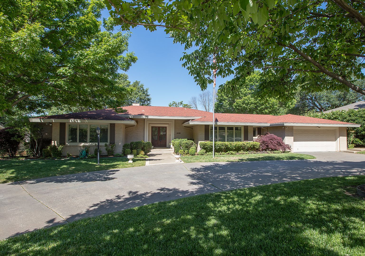 3248 S Delaware Pl, Tulsa, OK 74105 | Zillow
