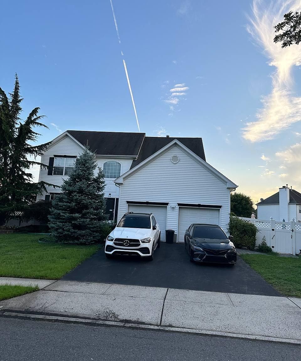 64 Lark Dr, South River, NJ 08882 | MLS #2502175R | Zillow