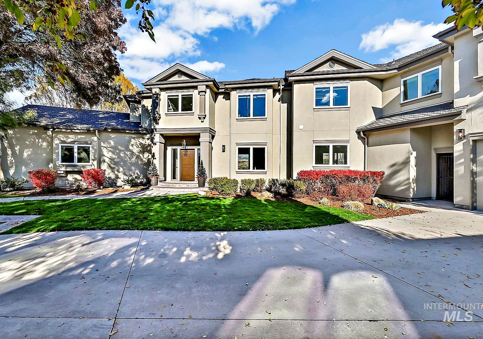 488 E Lake Rim Ln, Boise, ID 83716 | Zillow