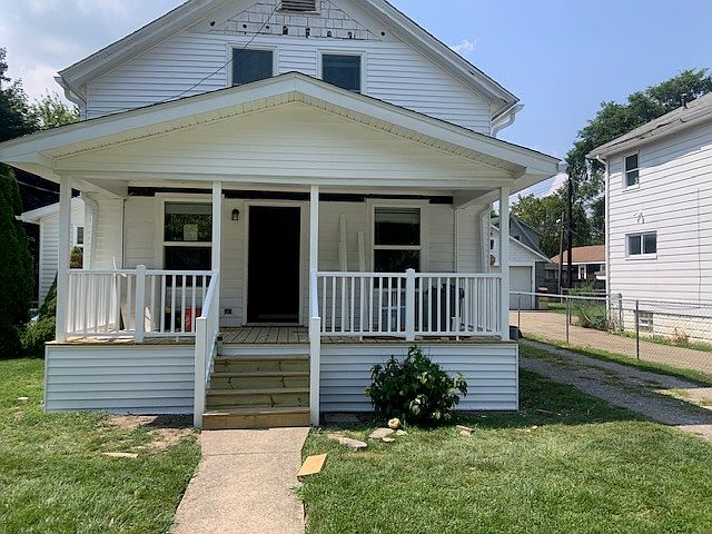 30 Leslie St, Mount Clemens, MI 48043 | Zillow