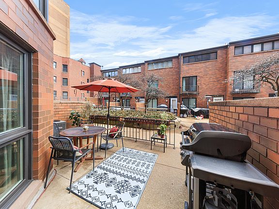 3700 N Lake Shore Dr APT 113, Chicago, IL 60613 | Zillow