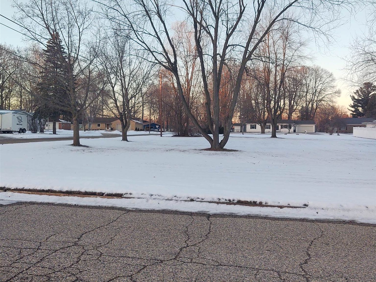 Orchard Ave, Clare, MI 48617 | MLS #50165651 | Zillow