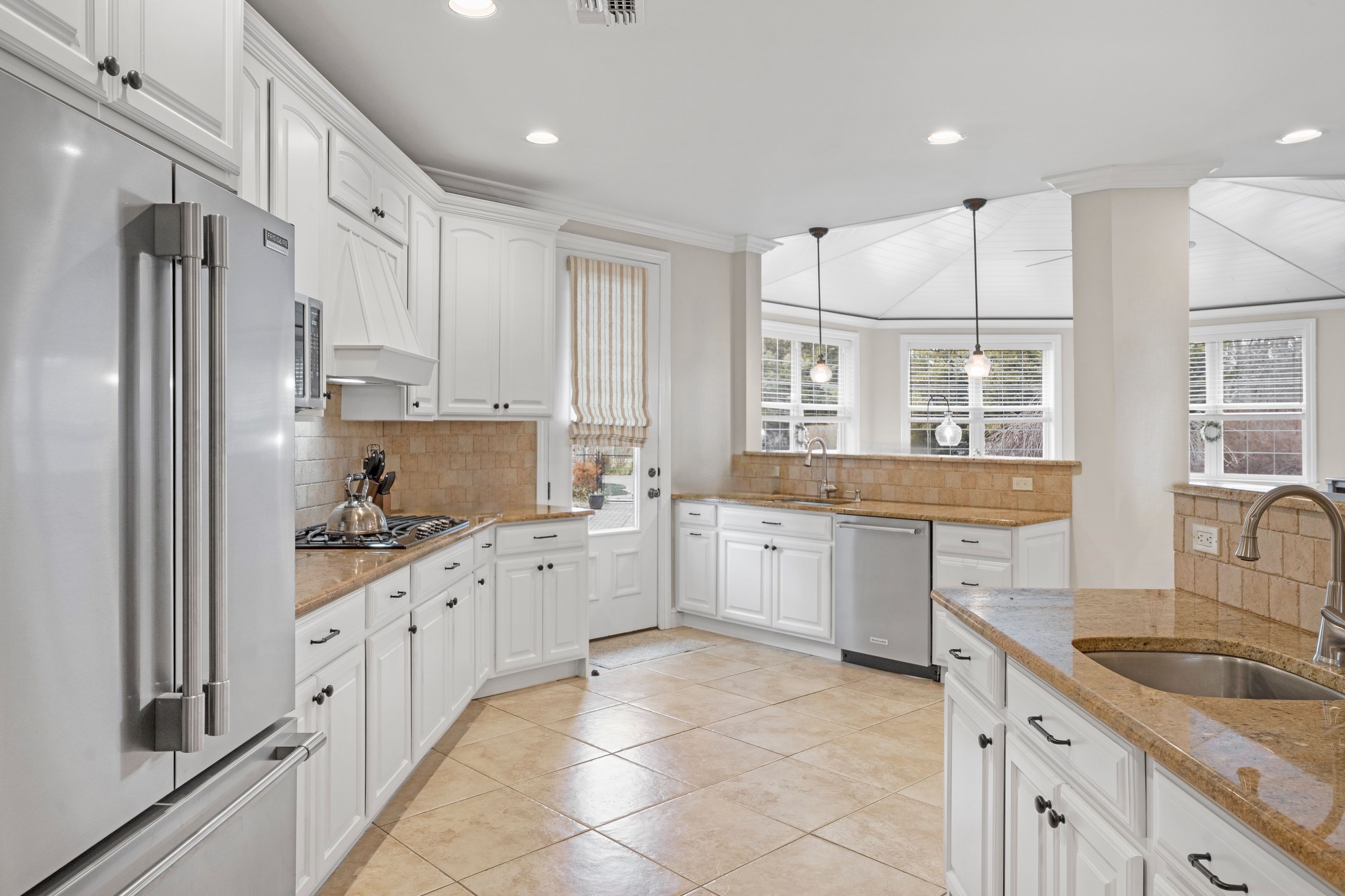 71 Tanners Neck Ln, Westhampton, NY 11977 | Out East