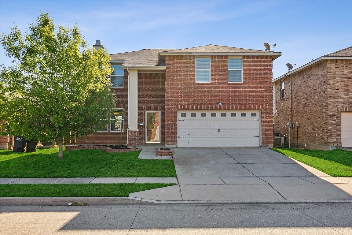 16512 Woodside Dr, Justin, TX 76247 | Zillow