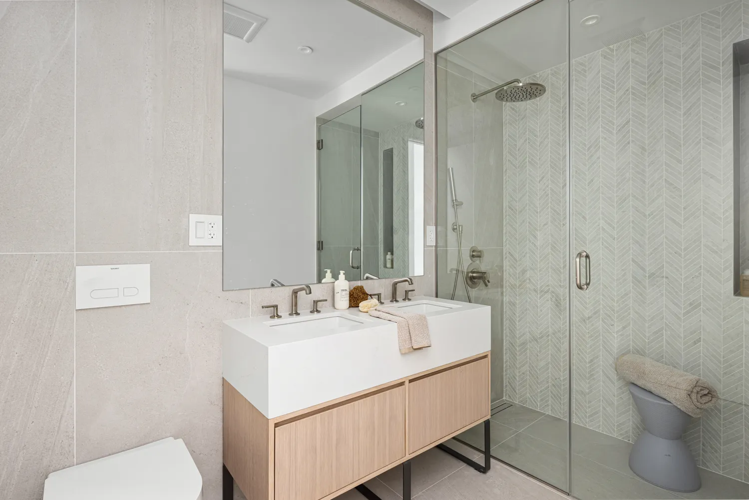 78 Meserole Avenue #1 in Greenpoint, Brooklyn | StreetEasy