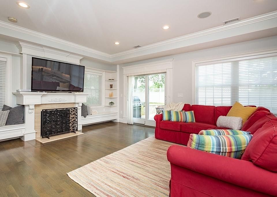 16 Chinian Path, Newton, MA 02459 | Zillow 16 Chinian Path, Newton, MA 02459 | Zillow