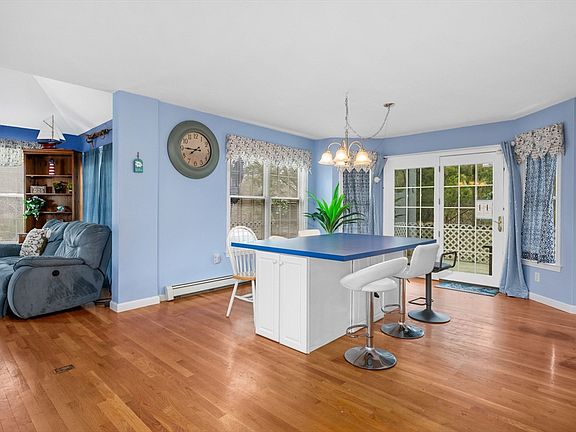 16 Weather Deck Dr, Bourne, MA 02532 | MLS #73229457 | Zillow