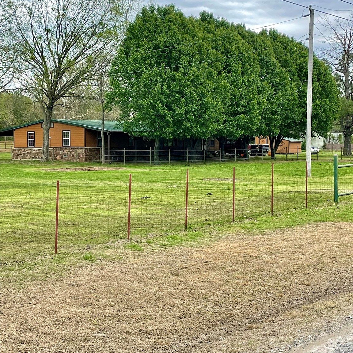 1070 N 237th Rd, Mounds, OK 74047 | MLS #2413110 | Zillow