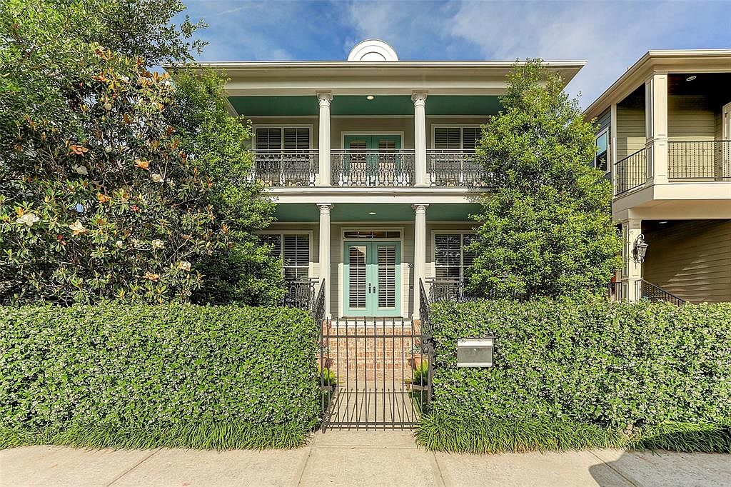 820 Nicholson St, Houston, TX 77007 | Zillow
