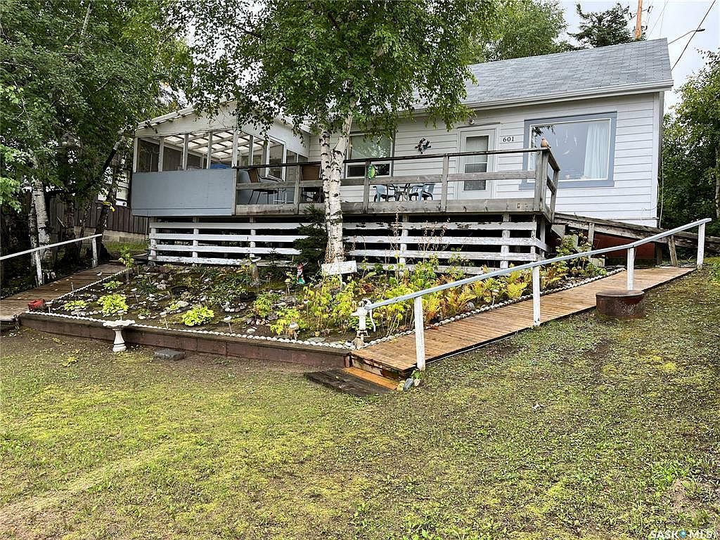 601 Poplar Dr, Tobin Lake, SK S0J 3B0 | Zillow