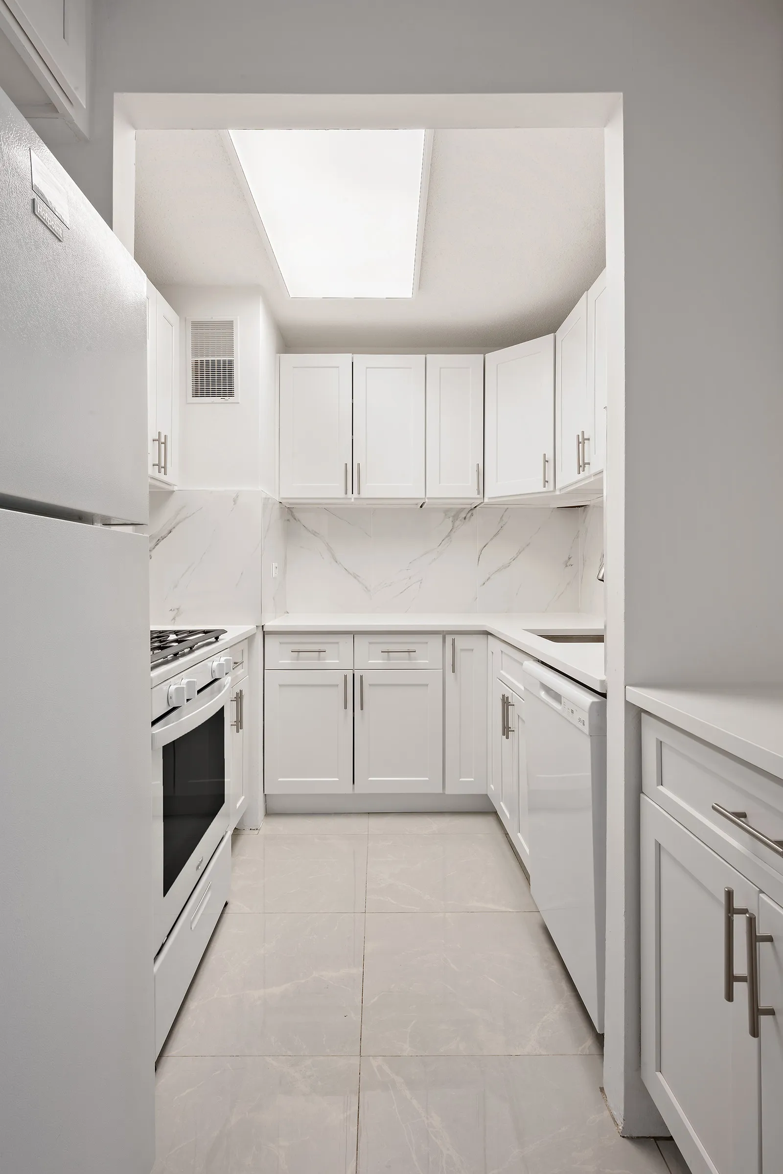 90 Gold Street #2G in Fulton/Seaport, Manhattan | StreetEasy