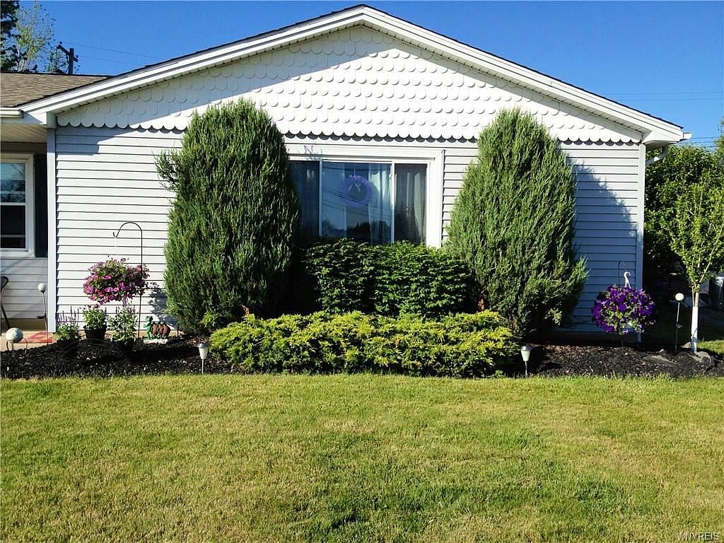 2692 George Urban Blvd, Depew, NY 14043 | Zillow