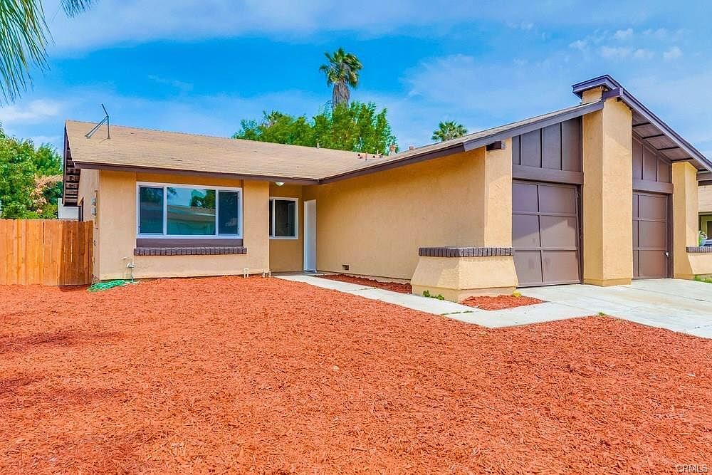 8211 Zinnia Pl, Riverside, CA 92503 | Zillow