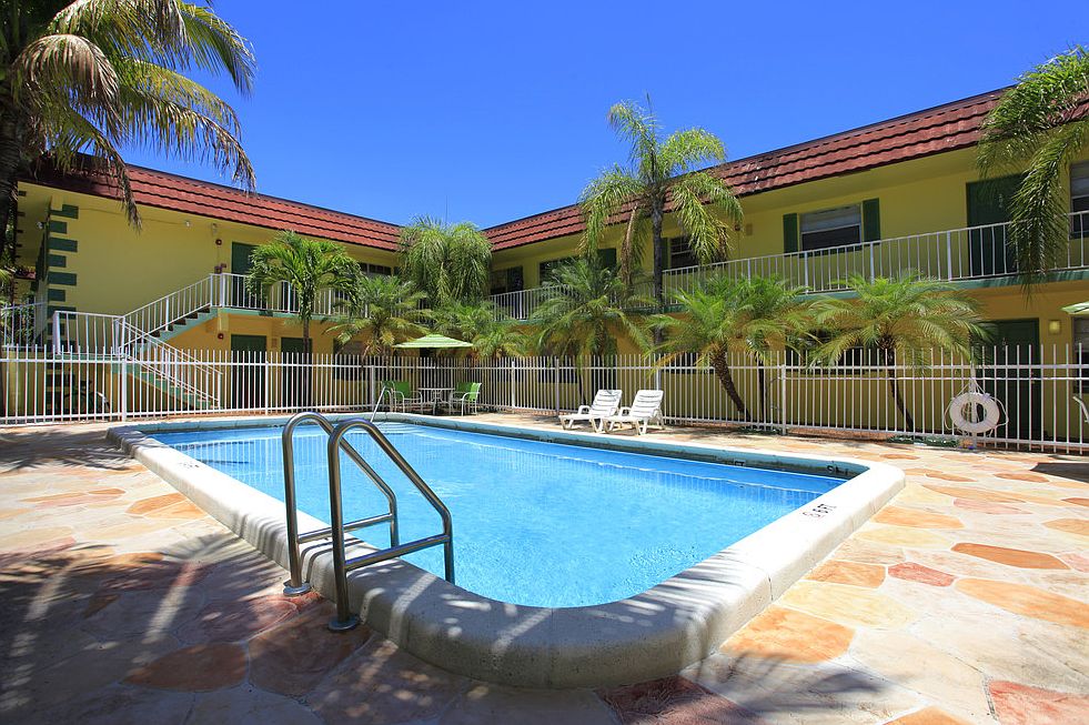 770 SW 8th St APT 105, Pompano Beach, FL 33060 | Zillow