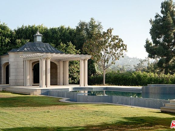 530 S Mapleton Dr, Los Angeles, CA 90024 | MLS #24-401017 | Zillow